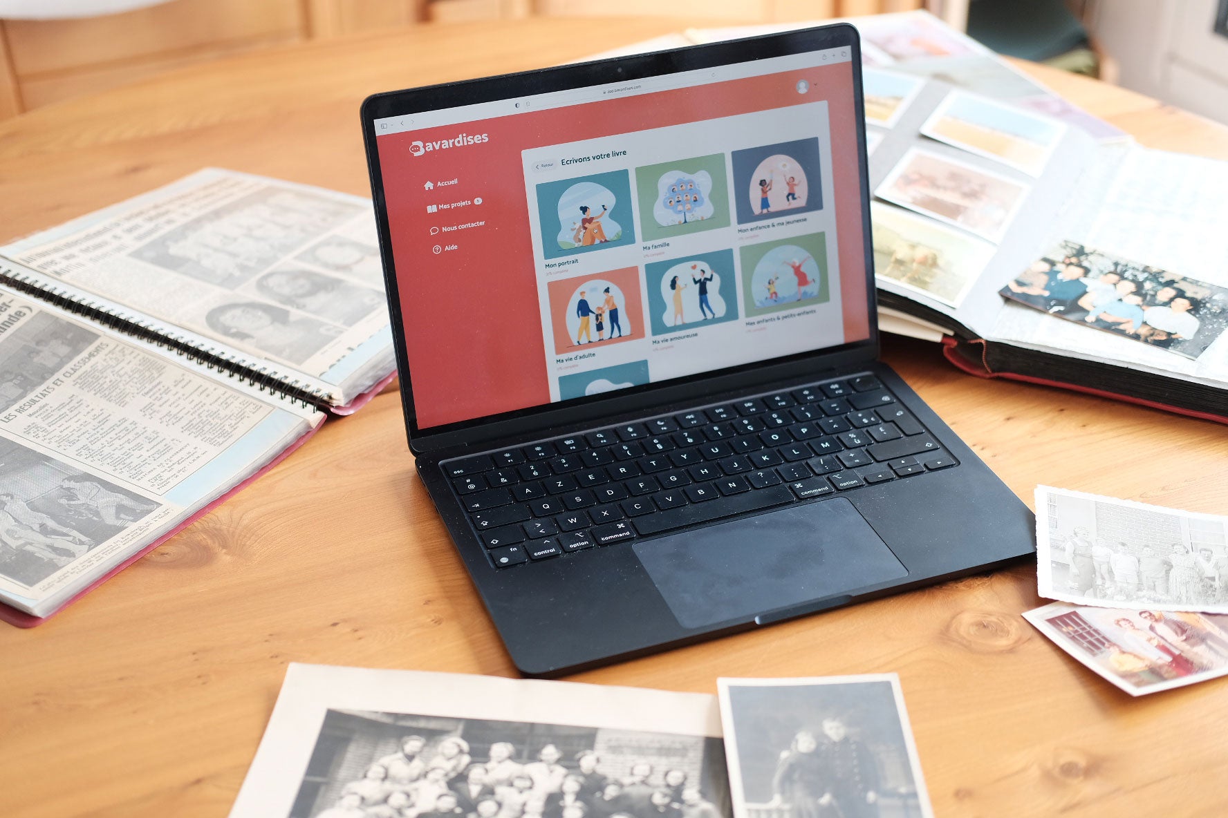 Comment créer son livre de souvenirs ? – Bavardises